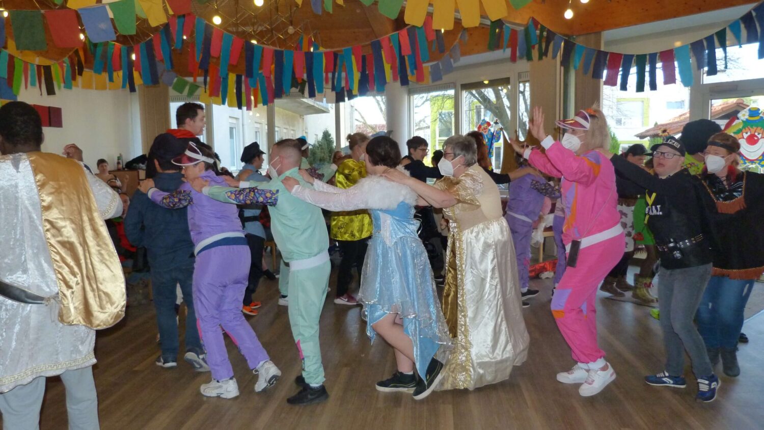 Große Faschingsparty mit allem was dazu gehört » St. Paulus Stift Herxheim