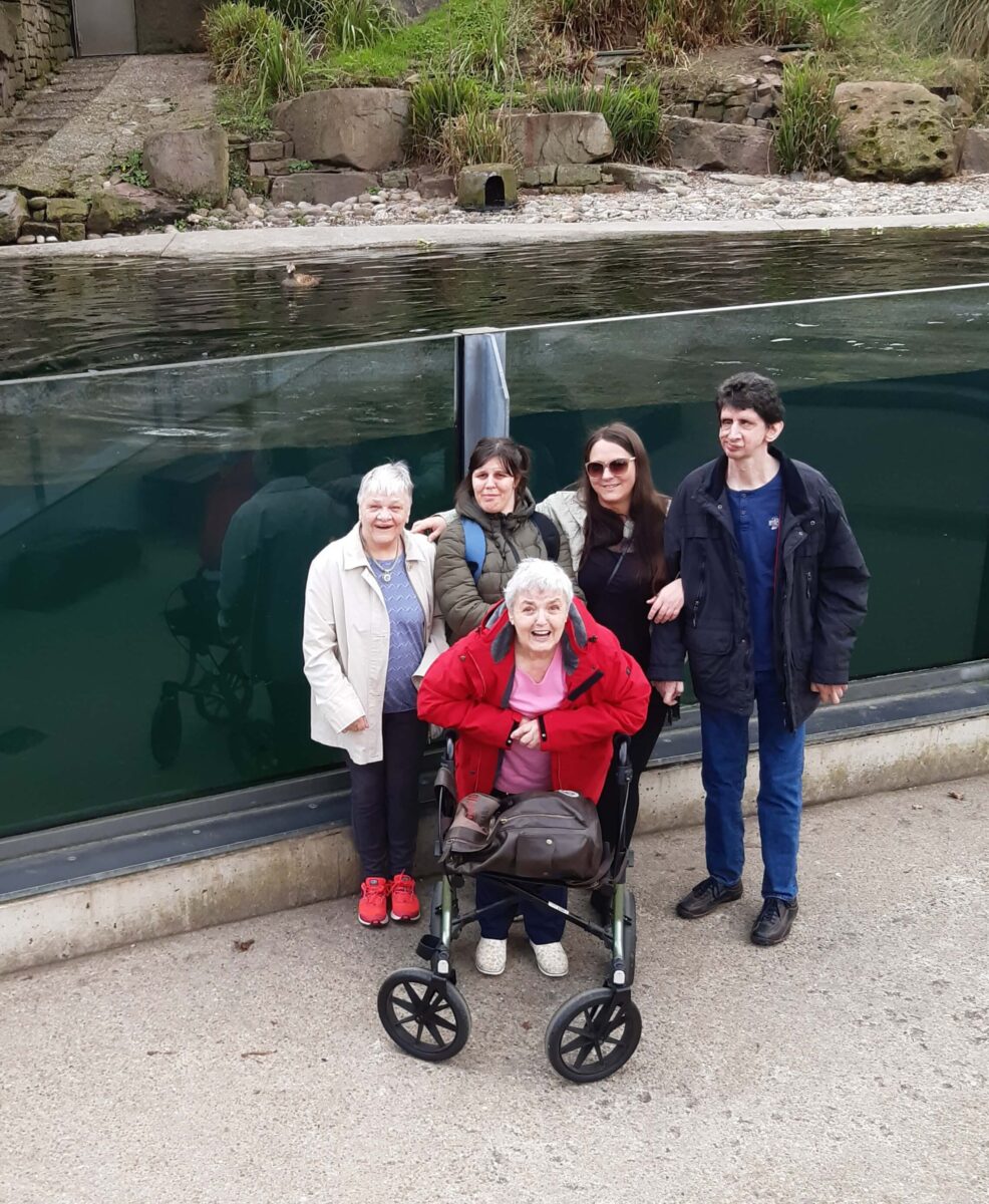 Ab in den Karlsruher Zoo » Jacob Friedrich Bussereau Stiftung